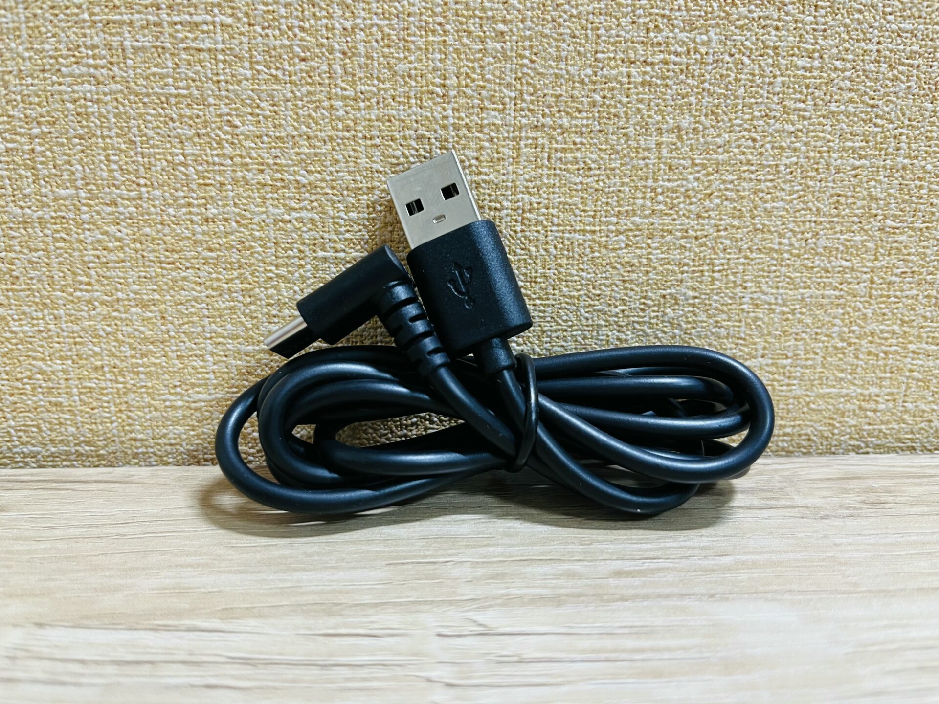 KASHIMURAワイヤレス充電器レビュー｜車用ならOKW-8が優秀！選び方も解説 | そよかぜ快適ライフ